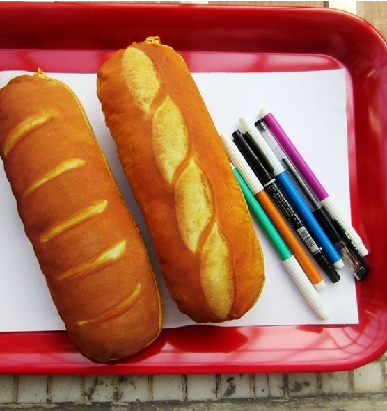 Bread pencil case - Ali Favorites